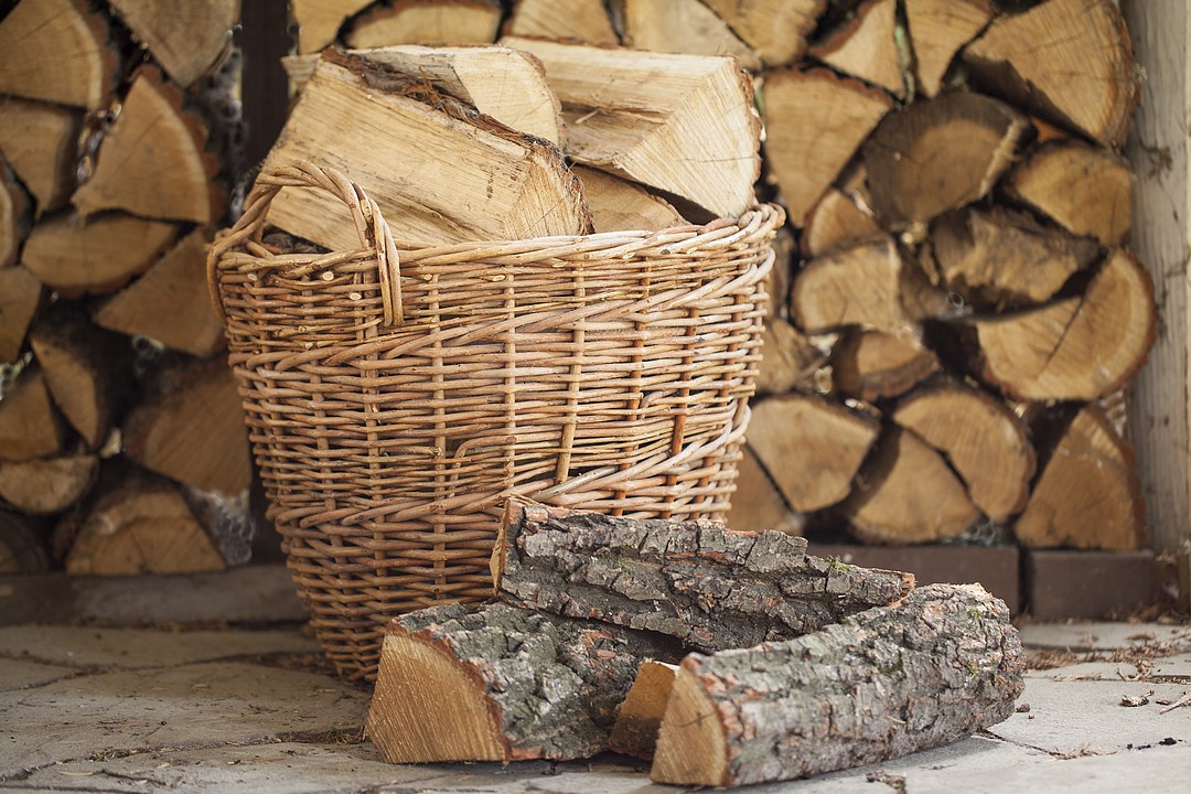 Le panier à bûche : idéal pour ranger vos bûches et décorer votre ...
